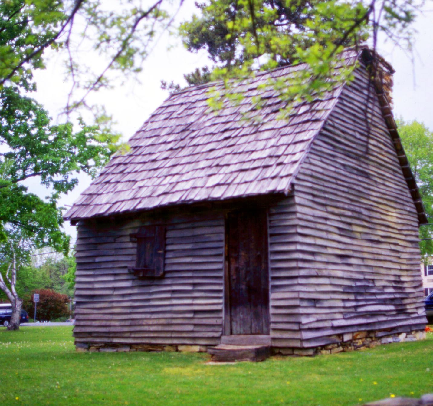 13 Colonies Houses