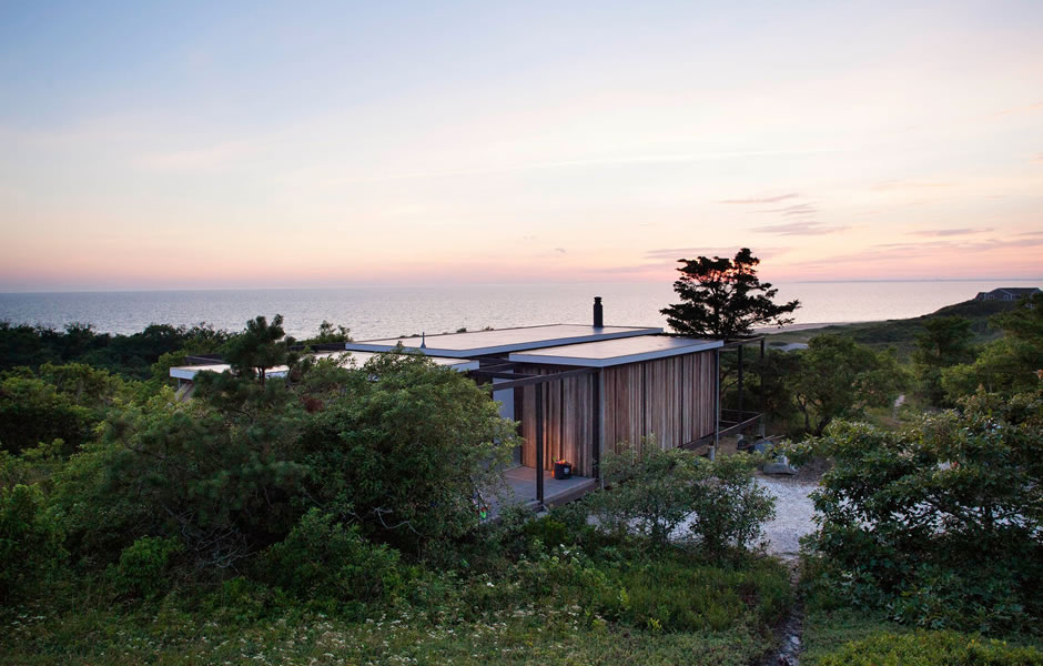 Cape Cod Modern House Trust - Reading Room | Antique Homes